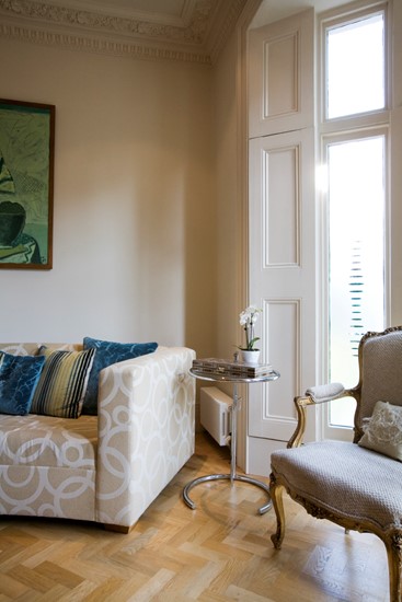 Circular Pattern Window Film Design | Frosted Effect | FB032